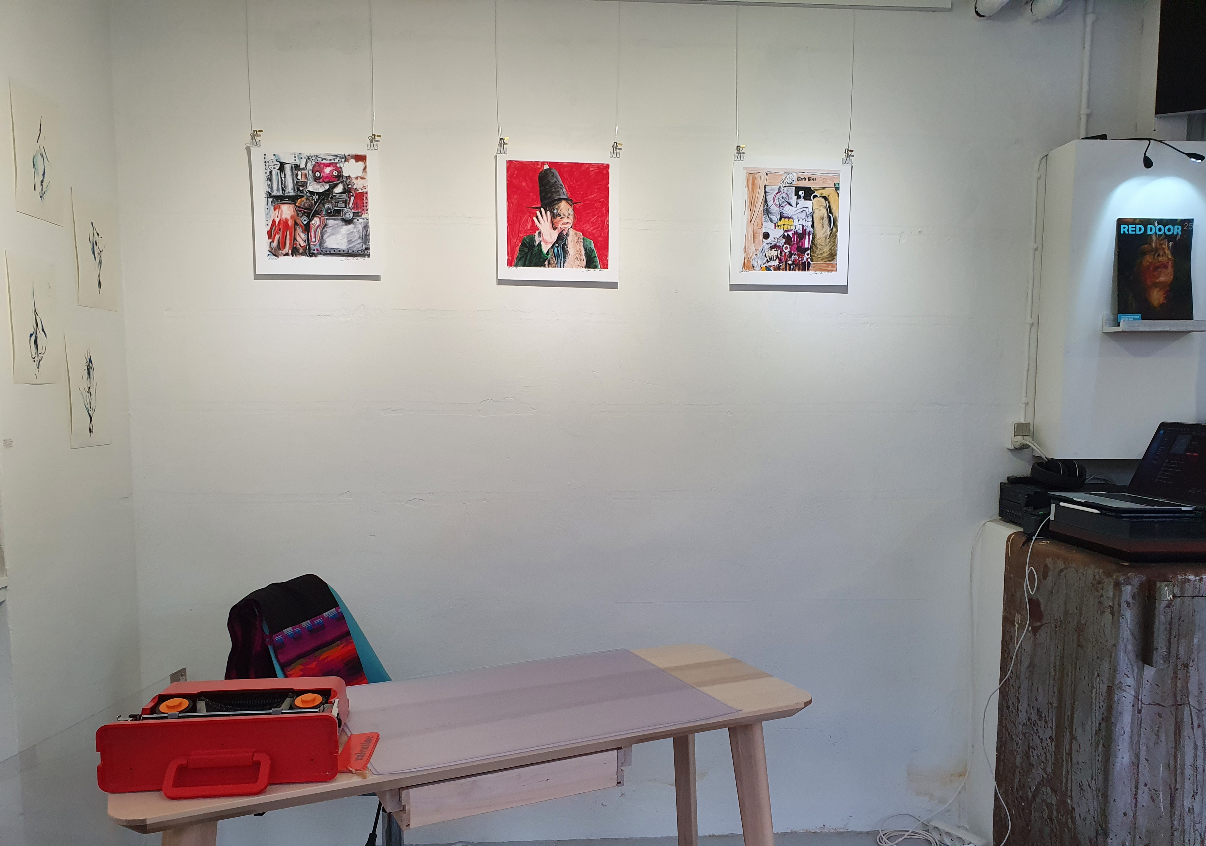 GALLERY – Red Door